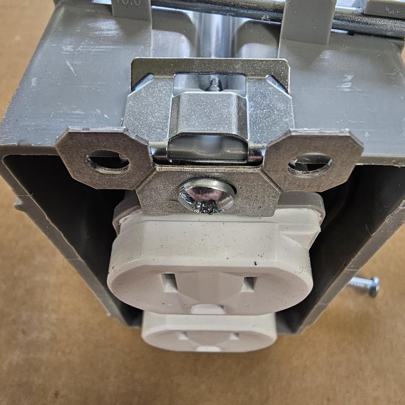 Hubbell RACO 10-Pack Gray Metal Repair Clip Wall Electric Box Mounting ...