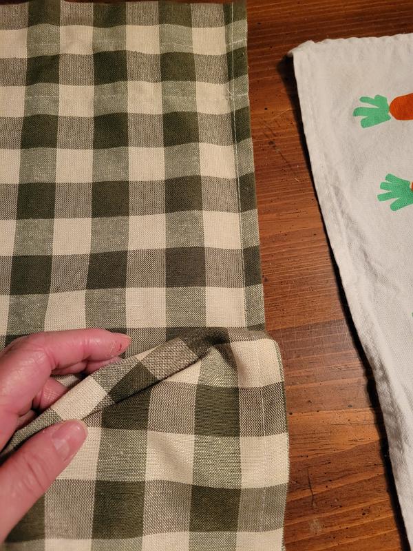 Achim 63-in Black/Multi Light Filtering Rod Pocket Single Curtain Panel ...