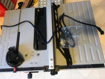 Blue Hawk Table Saw 10-in 15-Amp 120-Volt Corded Benchtop Table Saw ...