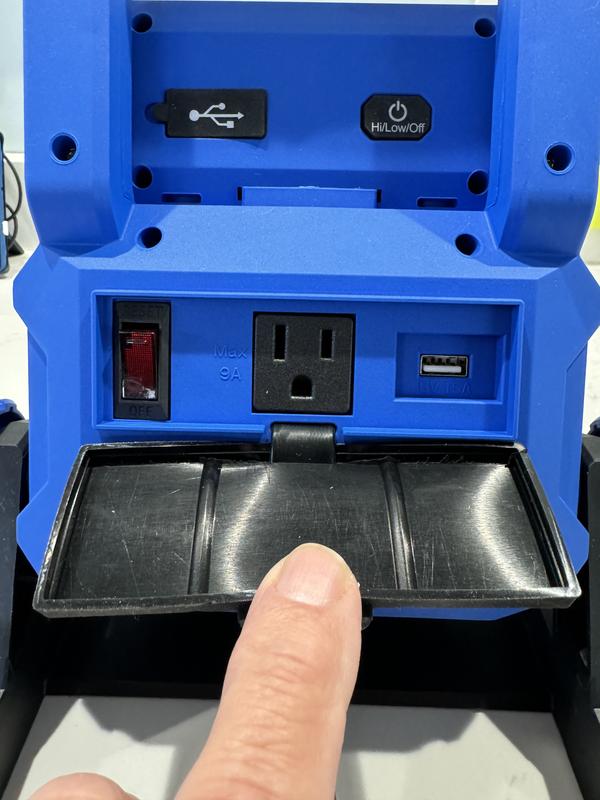 Kobalt 4000-Lumen LED Plug-in Portable Work Light MPL1068-L37K8040 at ...