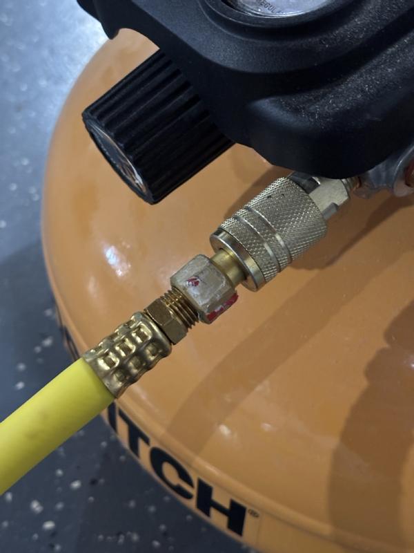 CRAFTSMAN 3/8-in x 10-ft Poly Hybrid Lead-In Air Hose in the Air ...