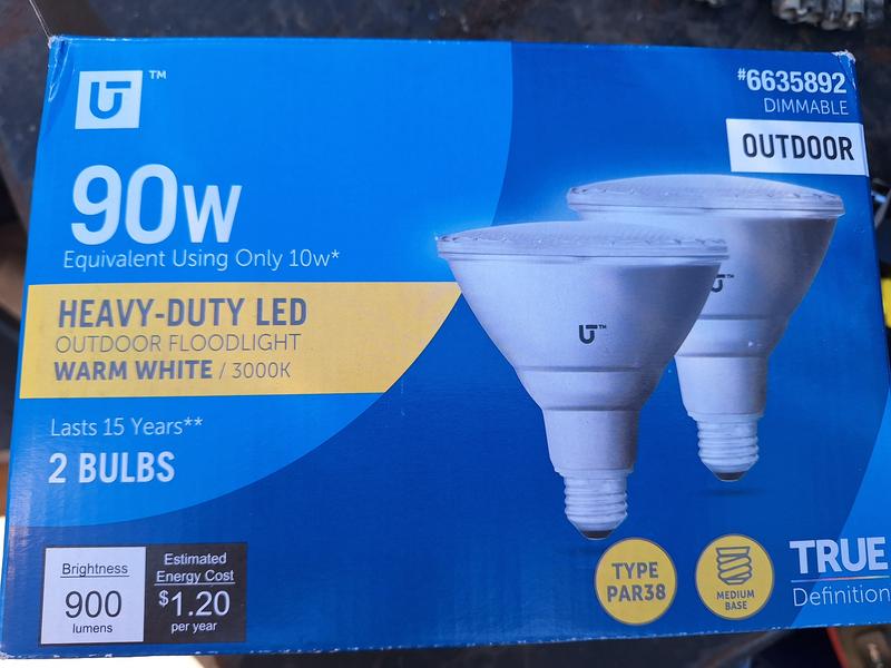 Utilitech Led light bulb 90 -Watt EQ PAR38 Warm white E26 Dimmable LED ...