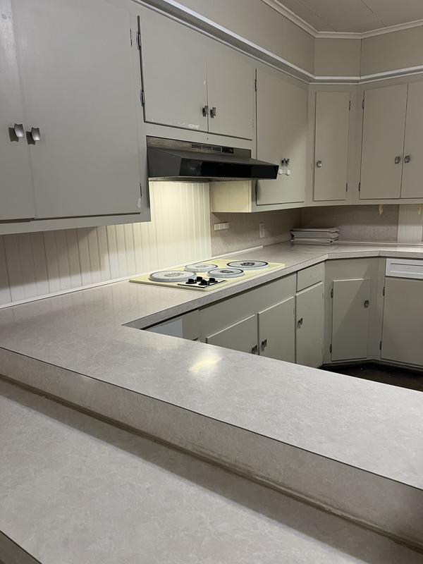 ECHON 7-5/16-in x 2.83-ft White Unfinished Beaded/Smooth PVC Shiplap ...