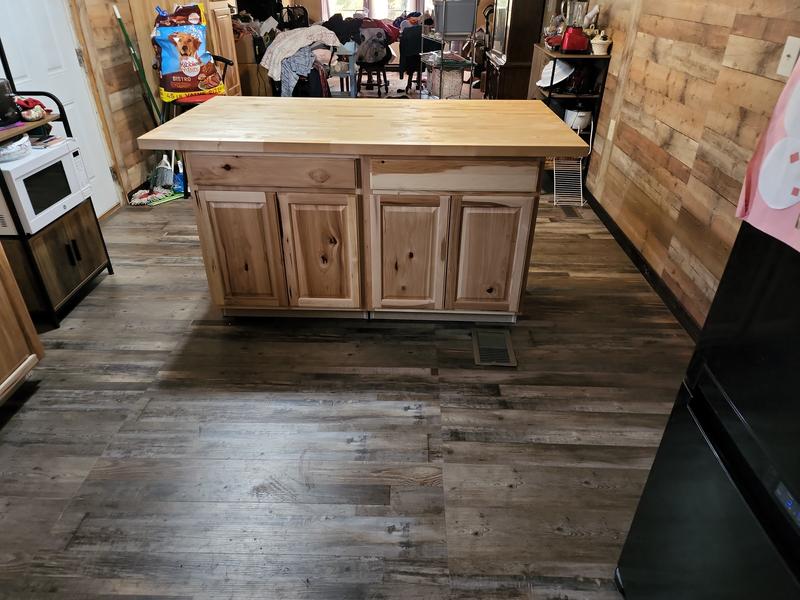 The Baltic Butcher Block 6-ft x 39-in x 1.75-in Natural Birch Butcher ...