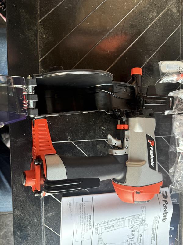 Paslode tetraGRIP 1-1/8-in Pneumatic Siding Nailer 515400 at Lowes.com