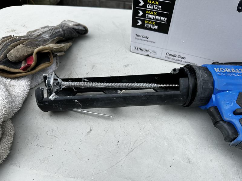 Kobalt 10-oz Cordless Battery Powered Anti-drip Rod Caulk Gun (Bare ...