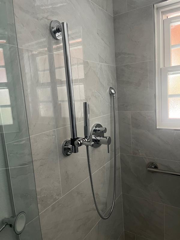 Delta Modern Raincan Shower System Chrome 2-handle Single function 10 ...