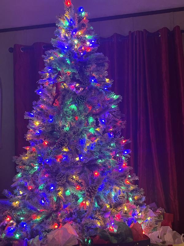 Holiday Living 7.5-ft Albany pine Pre-lit Flocked Artificial Christmas ...