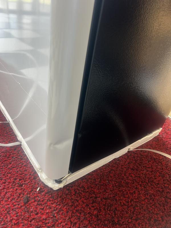 Hisense 3.3-cu ft Mini Fridge ( Black ) ENERGY STAR in the Mini Fridges ...