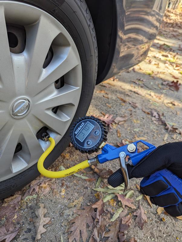 Kobalt Inflator Gun SGY-AIR46TZ at Lowes.com