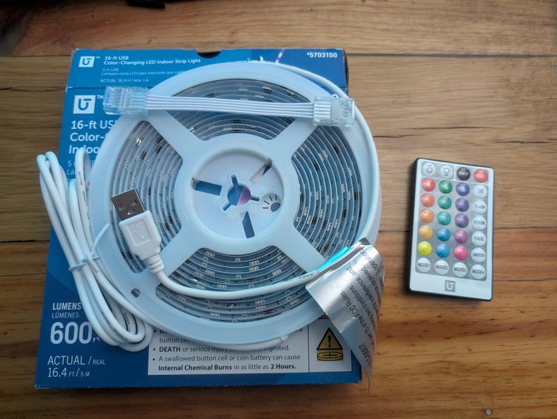 Utilitech Strip Light 288-in Plug-in LED Under Cabinet Strip Light with ...