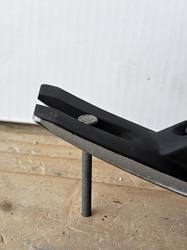 TOUGHBUILT ShockStop 24-oz Milled Face Steel Head Rubber Rip Framing ...