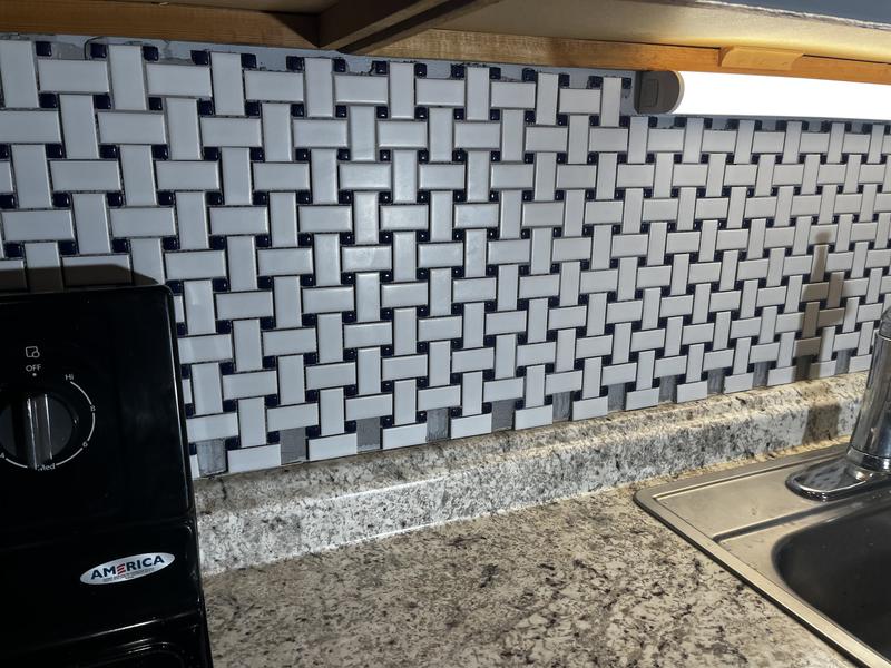 Affinity Tile Metro Basketweave White with Glossy Cobalt Dot 12-in x 12 ...