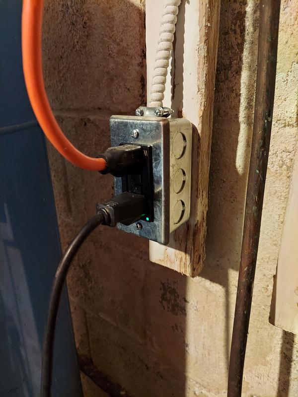 Hubbell RACO 1-Gang Rectangle Gray Metal Electrical Box Cover 862 at ...