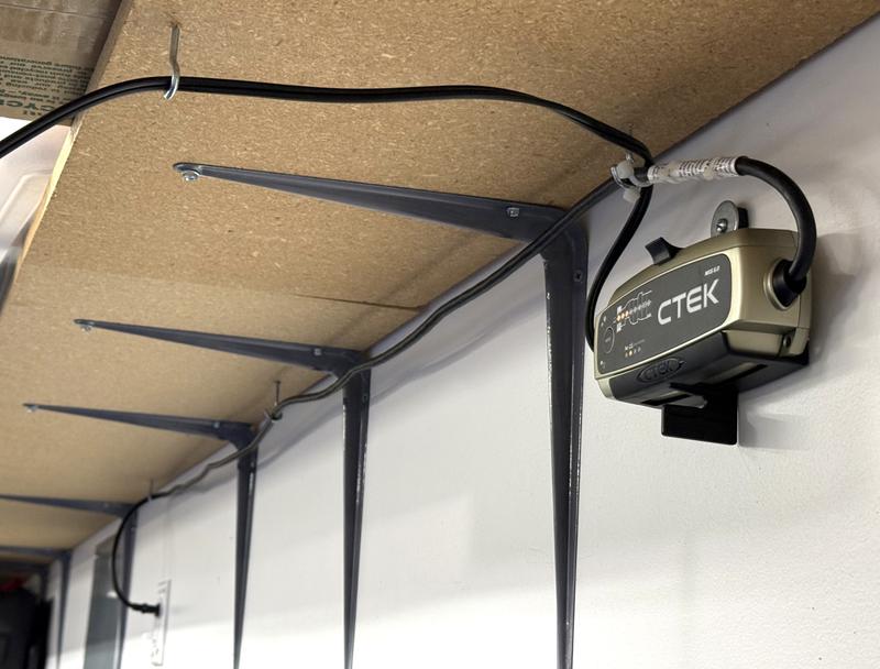 Eaton 15-Amp 125-volt Tamper Resistant Residential/Commercial Duplex ...