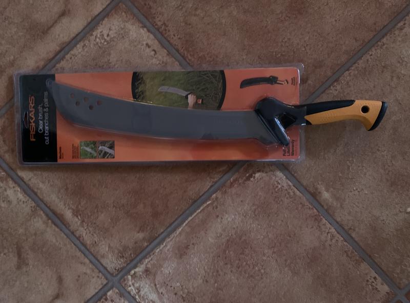 Fiskars 8.5-in Composite Machete 385091-4001 at Lowes.com