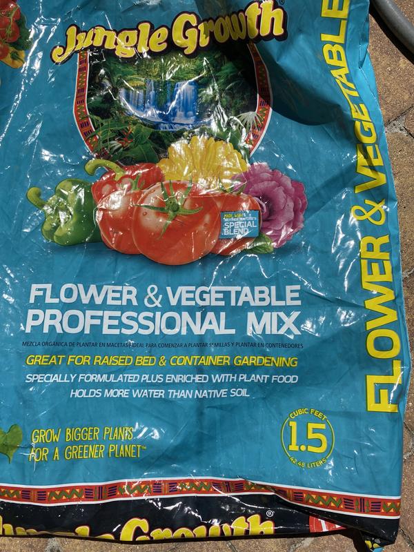Jungle Growth Planting Mix All-purpose Potting soil mix in the Soil ...