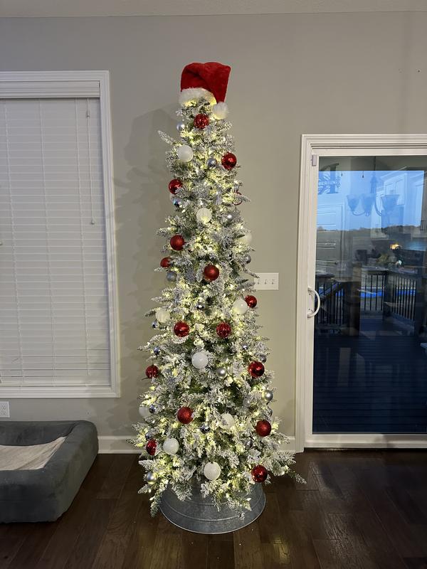 Fraser Hill Farm 7.5-ft Mountain Pine Pre-lit Slim Flocked Artificial ...