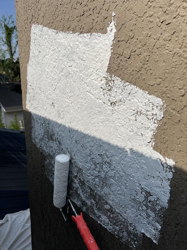 AMES Maximum-Stretch 1-gallon White Elastomeric Reflective Roof Coating ...