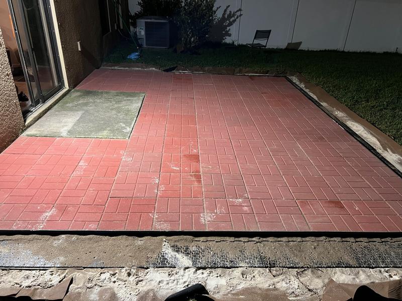 Shop Brickface 16x16 Paver Patio Project at Lowes.com