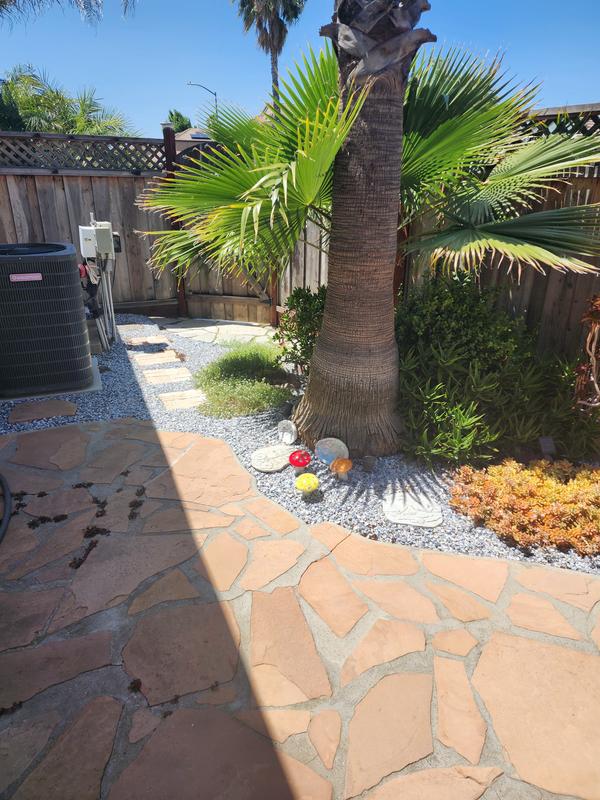 EARTHESSENTIALS BY QUIKRETE 0.5-cu ft 40-lb Multiple Colors/Finishes ...