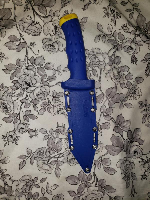 Estwing Hunting and Tactical Serrated 1 -Blade Utility Knife at Lowes.com