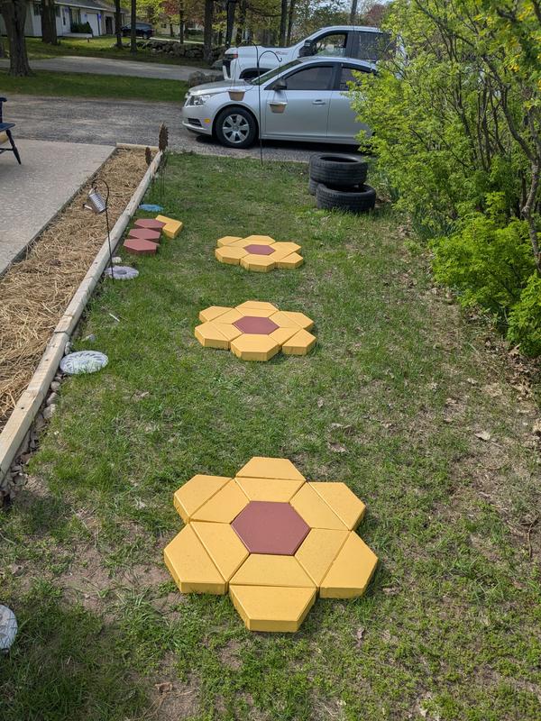 Oldcastle 12-in L x 5-in W x 2-in H Trapezoid Rio Blend Concrete Patio ...