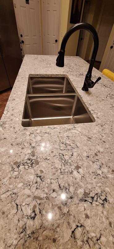 allen + roth River Stone Quartz Off-white Kitchen Countertop SAMPLE (4 ...