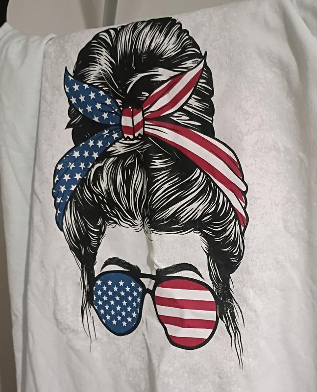 Women's Off-white Light weight Knit Short sleeve Graphic Fourth of July ...