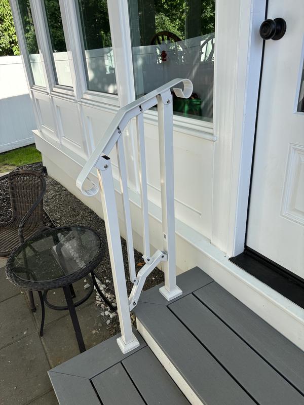 VEVOR Handrails for Outdoor Steps 2-ft x 38-in Black Steel Deck Stair ...