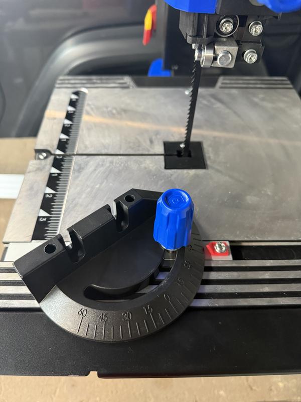 Kobalt 9-in 3-Amp Stationary Band Saw JDD240II-II at Lowes.com