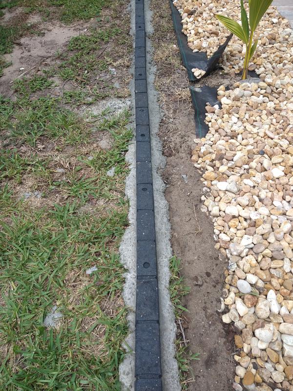 Multy Home 4-ft x 3.25-in Castle Stone Garden Border Grey Rubber ...