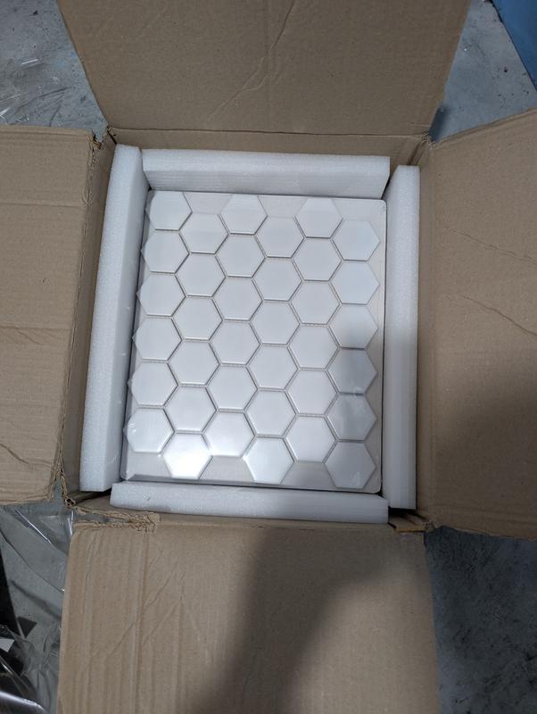 Affinity Tile Metro 2 in. Hex Matte White 11-in x 13-in Matte Porcelain ...