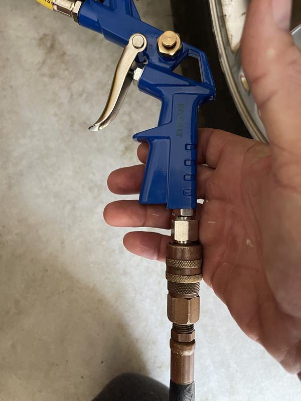 Kobalt Inflator Gun SGY-AIR46TZ at Lowes.com
