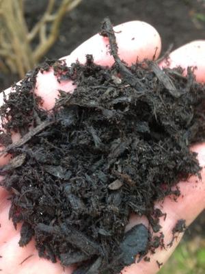 Hapi-Gro 2-cu ft All Natural/No Color Added Hardwood Mulch HWM2G at ...