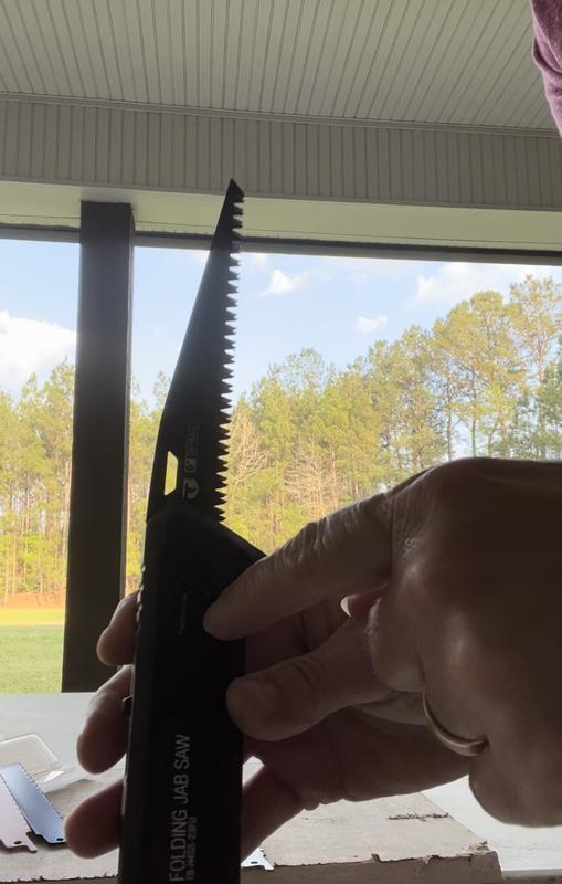 TOUGHBUILT Folding 5.5-in Utility Ripping Jab Saw TB-H4S5-23FU at Lowes.com