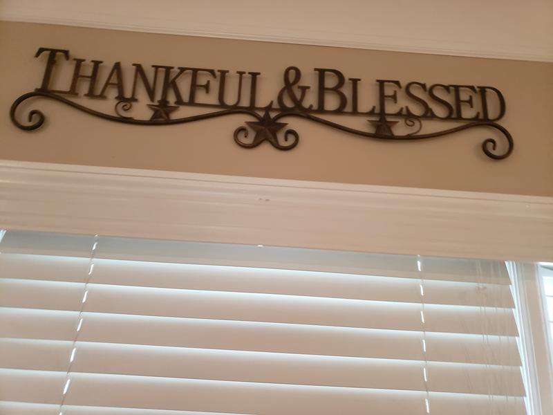 Hastings Home 32.75-in W x 15-in H Metal Welcome Wall Phrases Wall ...