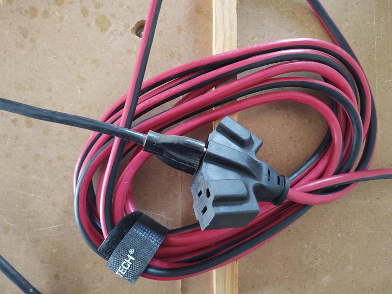 Shop Utilitech (2-Pack) 25-ft 14 / 3 Medium Duty 3 Prong Red and black ...