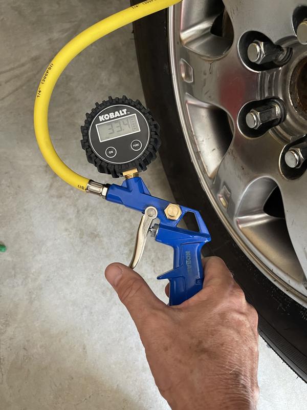 Kobalt Inflator Gun SGY-AIR46TZ at Lowes.com