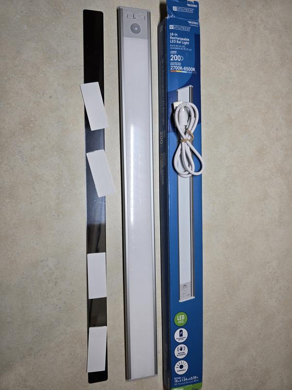 Utilitech Rechargeable Bar Lights 18-in Rechargeable Battery LED Under ...