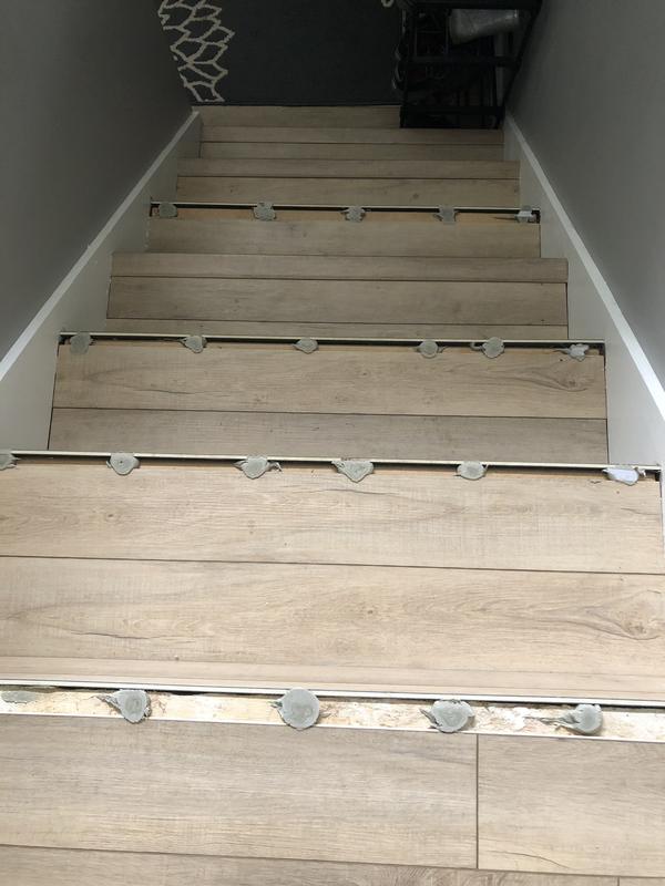 SMARTCORE Stepping Stone Oak 94.49-in L Oak Wood veneer with vinyl core ...