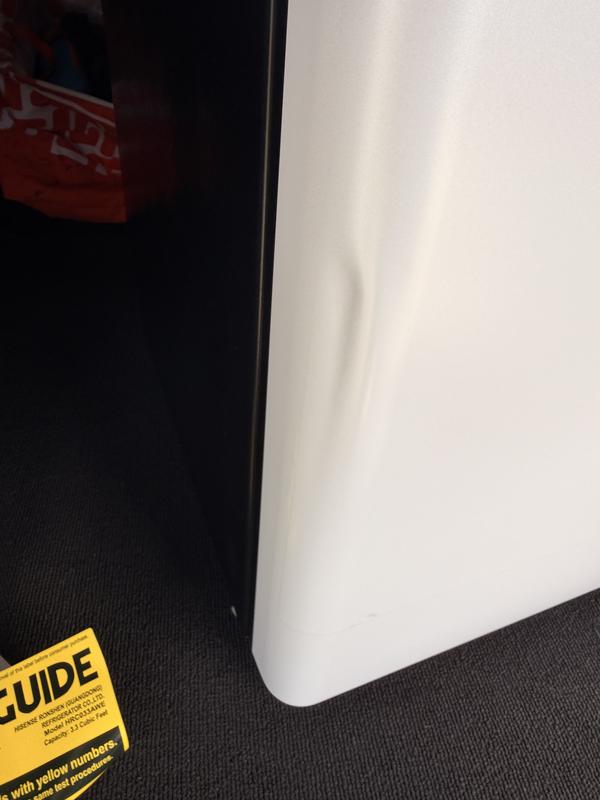 Hisense 4.4-cu ft Mini Fridge ( Silver ) ENERGY STAR in the Mini ...