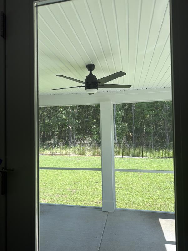 Harbor Breeze Flanagan III 52-in White with White/Driftwood Blades ...