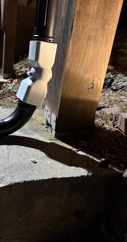 TURNSPOUT Polymer 7.1-in White Adjustable Downspout connector in the ...