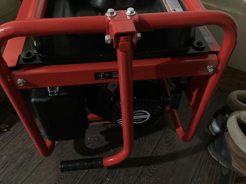 Snapper 4375 / 3500 -Watt Gasoline Single fuel Portable Generator in ...