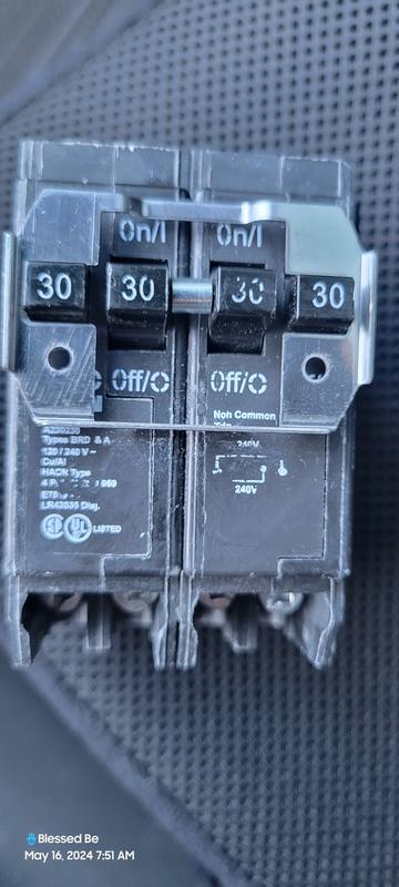 Eaton Type BR 30-amp 4-Pole Quad Circuit Breaker BQ230230 at Lowes.com