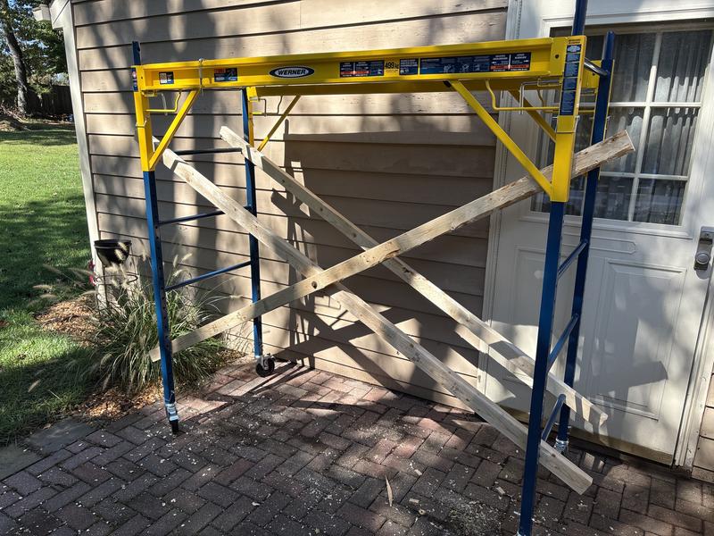 Shop Werner Scaffolding Set at Lowes.com