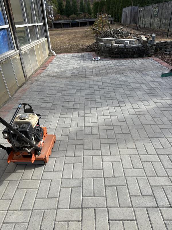 Techniseal EZ Sand 35-lb Gray Paver Polymeric Sand 40100603 at Lowes.com