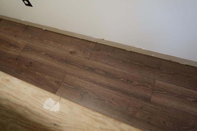 STAINMASTER Waterproof Vienna Basin Oak 12-mm T x 8-in W x 50-in L ...
