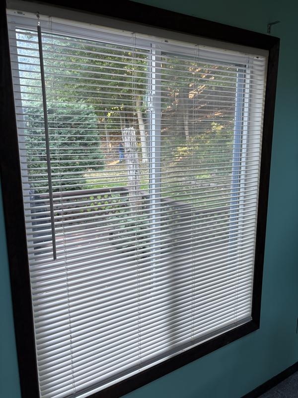 Project Source 1-in Slat Width 64-in x 64-in Cordless Ivory Vinyl Room ...